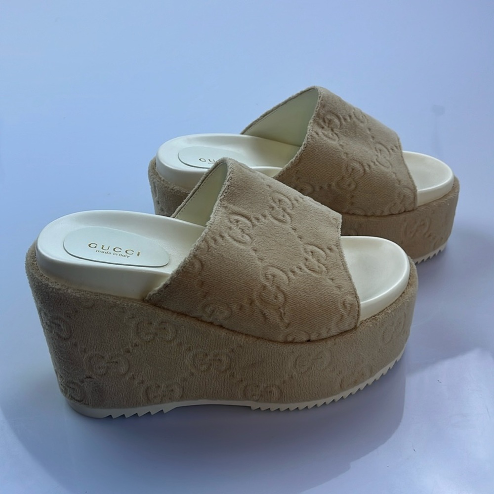 Gucci Platform Slides S118-12 - Gem